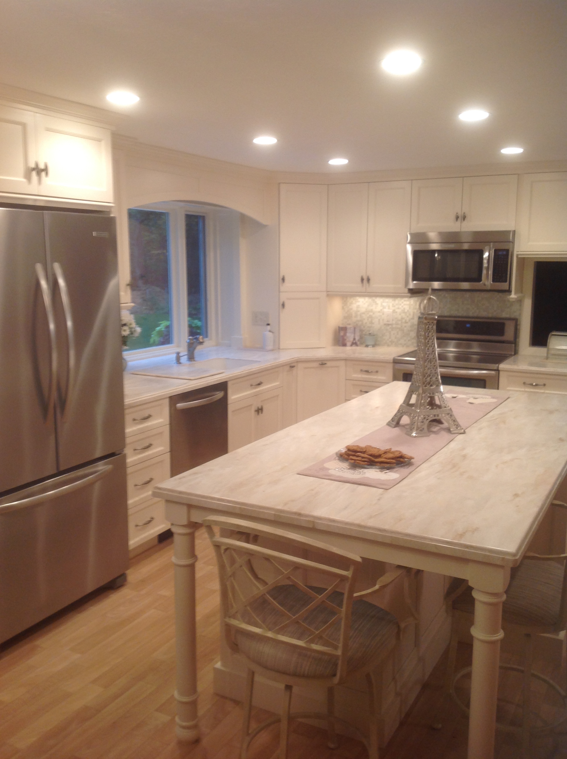 What Your Kitchen Pro Needs To Know If Your Cabinet Becomes Damaged ...