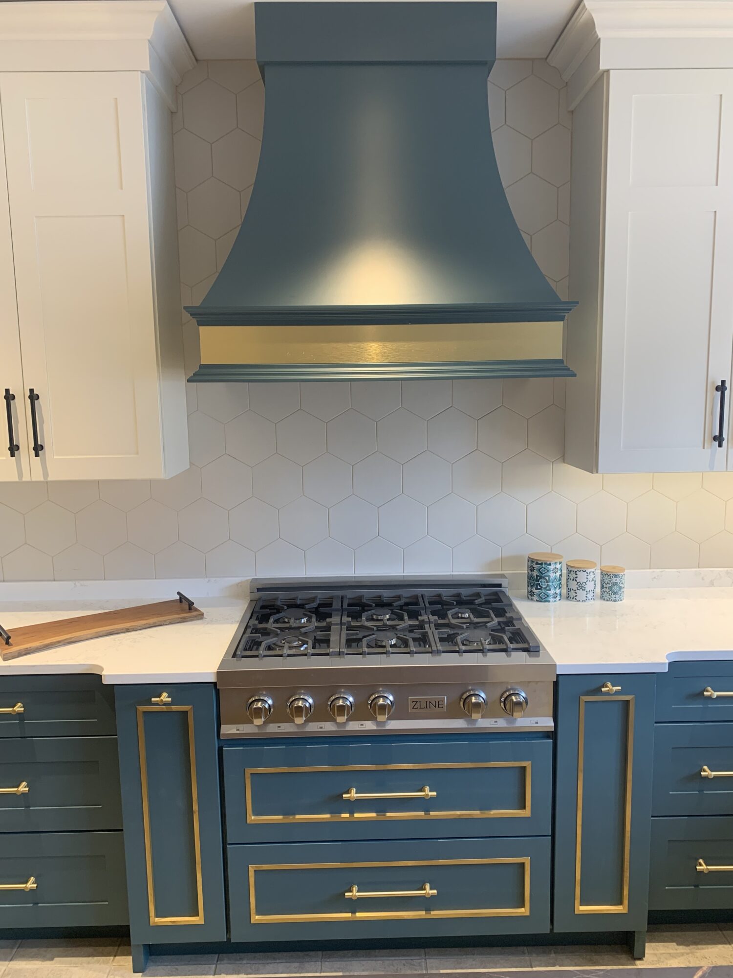 Showroom Tour Series Part 1 - Wood Palace Kitchens, Inc.